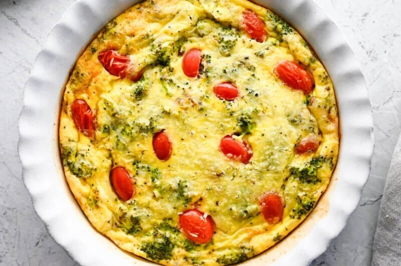 Quiche sans pâte {brocolis tomates}