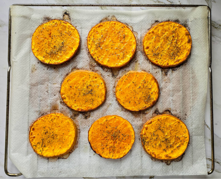 Rondelles de butternut rôties au four (chèvre et lardons)